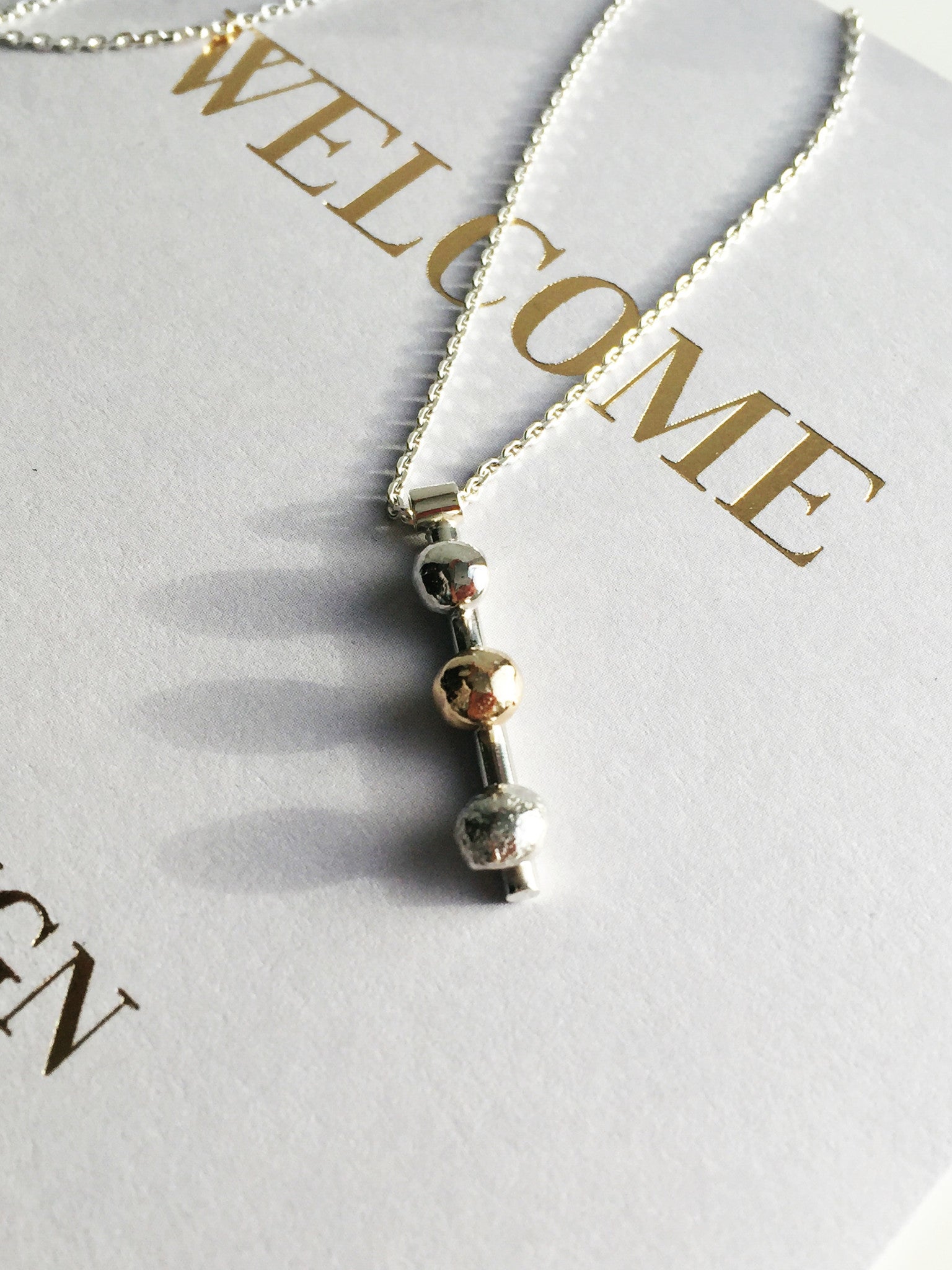 Bauble pendant – IMB Design Jewellery